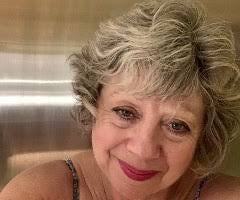 Carolyn Zakarija – The Glass Station Studio and Gallery