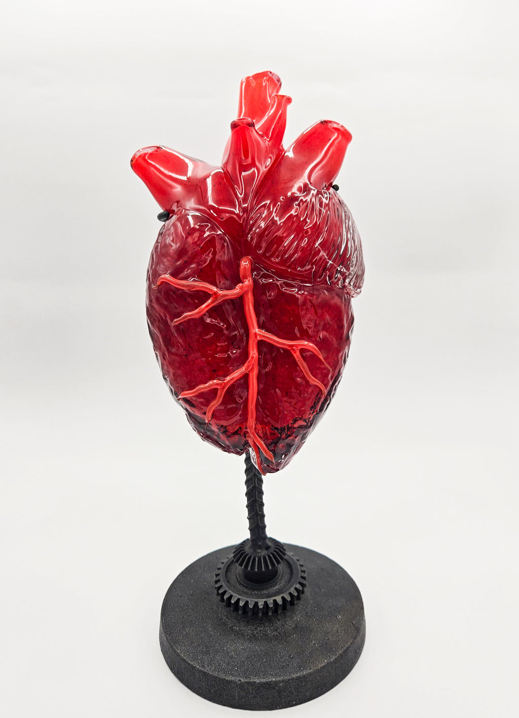 'Strength' | Glass Heart Sculpture – The Glass Station Studio and Gallery